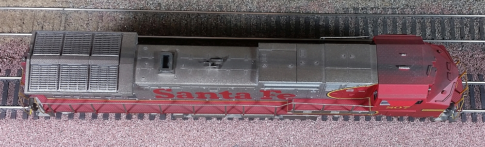 ATSF DASH8-40CW 807